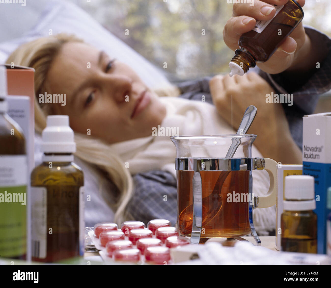 Bed, woman, ill, medicine, tea, drop, disease, cold, fever, drugs, drug ...