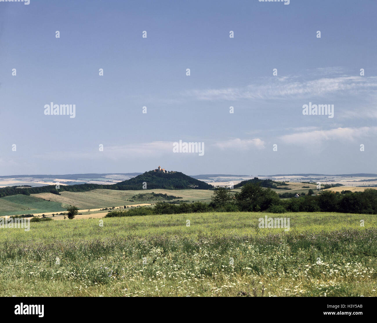 Fields field scenery hi-res stock photography and images - Alamy
