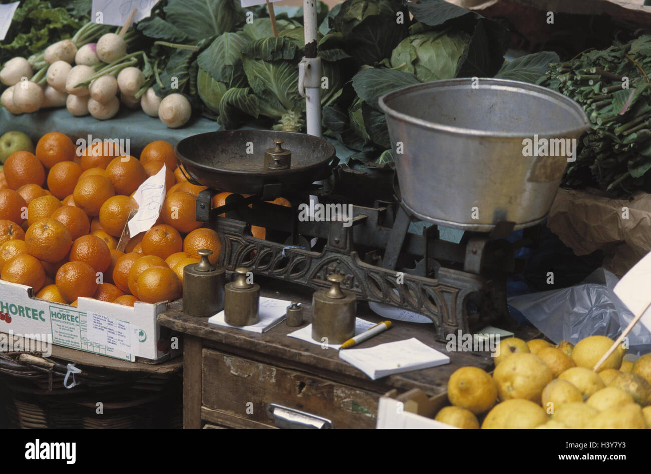 Beam scales main island hi-res stock photography and images - Alamy