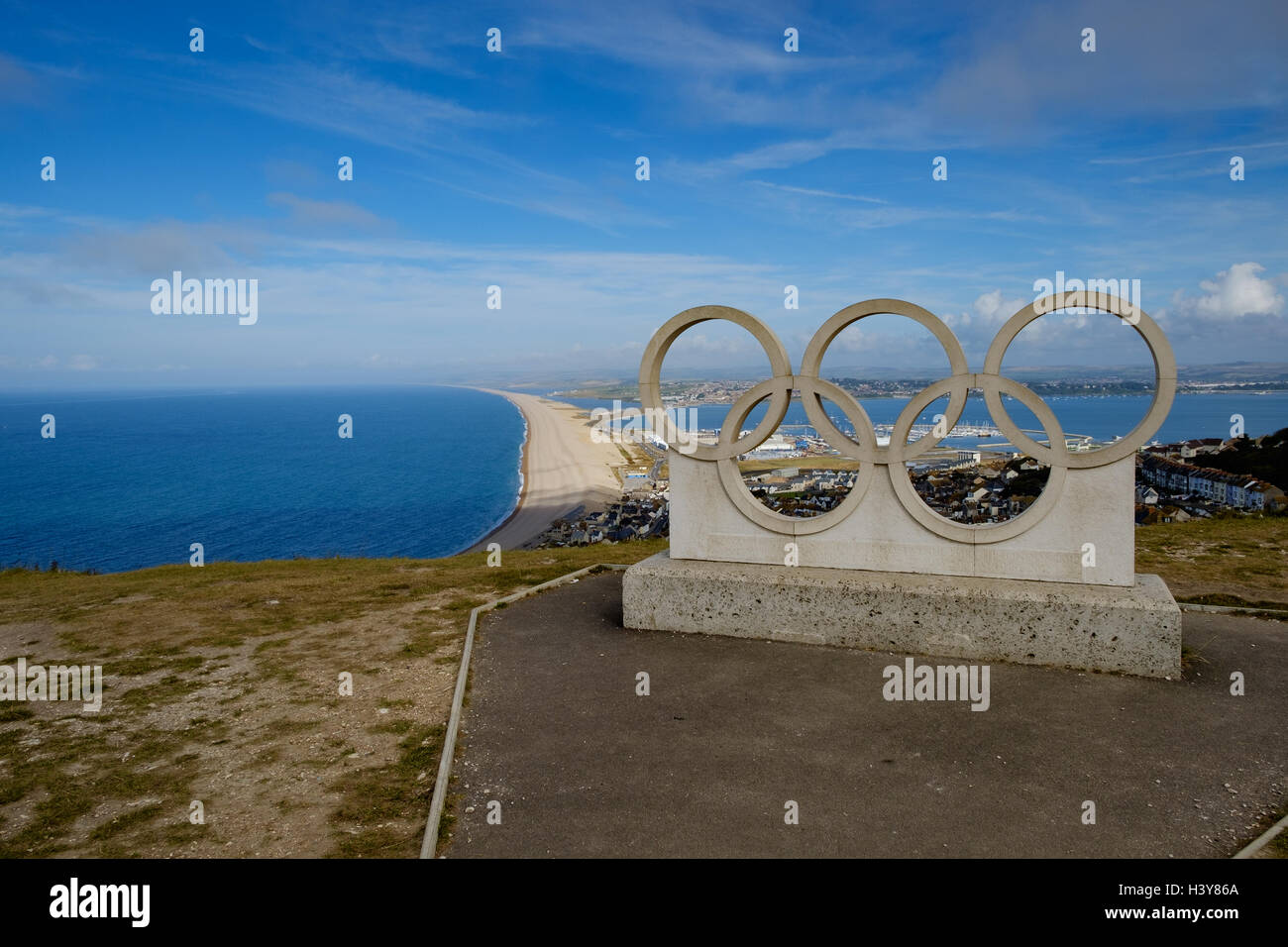 Olympic monument hi-res stock photography and images - Alamy