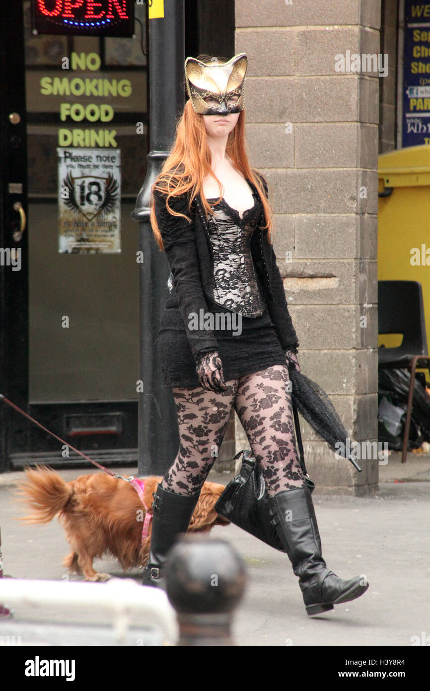 Goth girl hi-res stock photography and images - Alamy