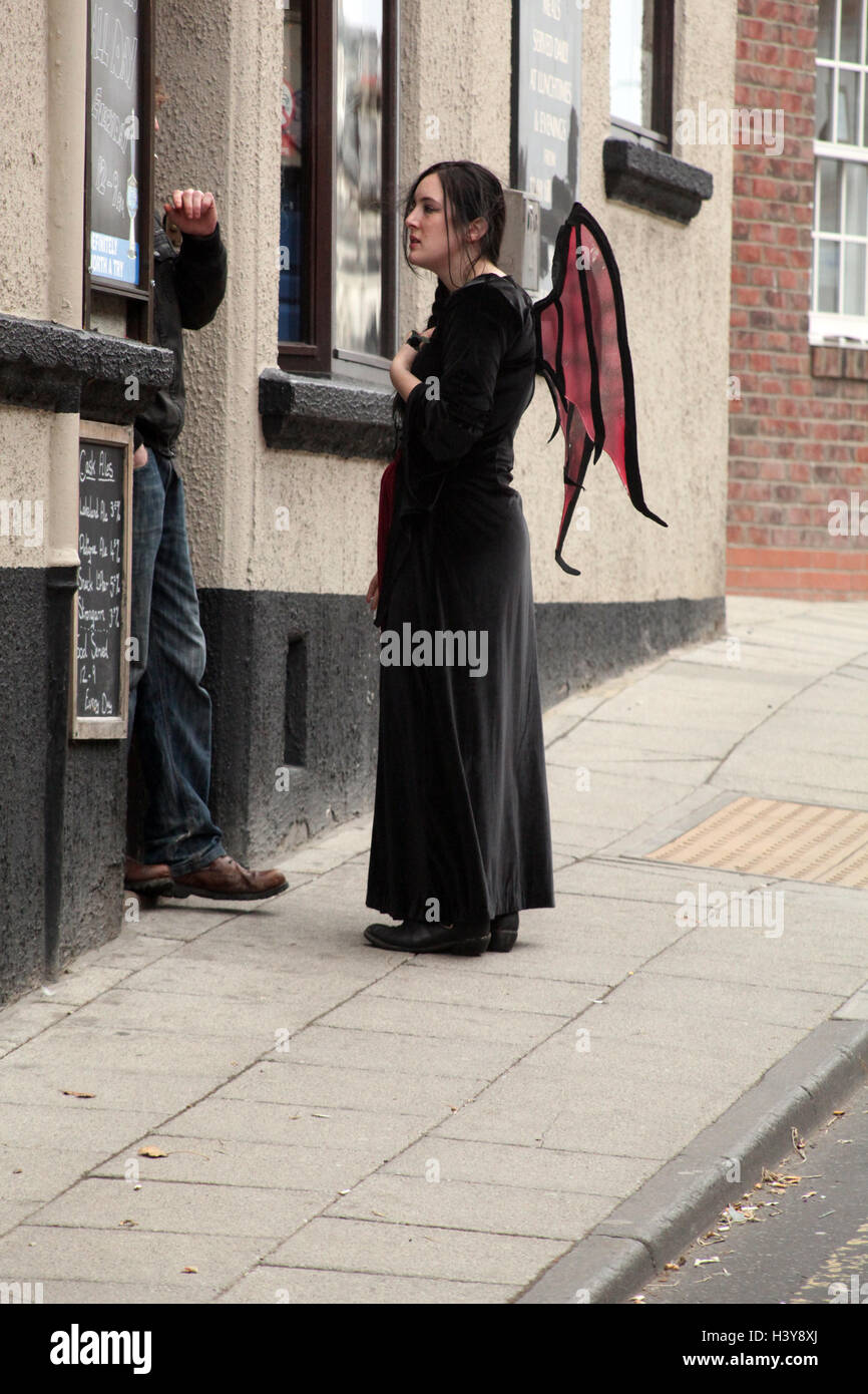 Goth girl hi-res stock photography and images - Alamy