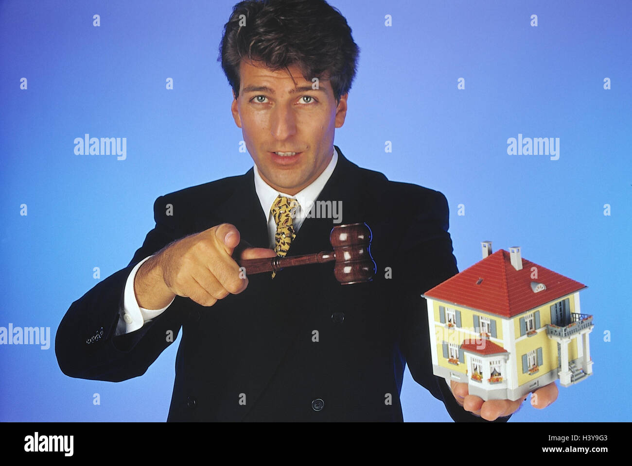Suit sell hi-res stock photography and images - Alamy