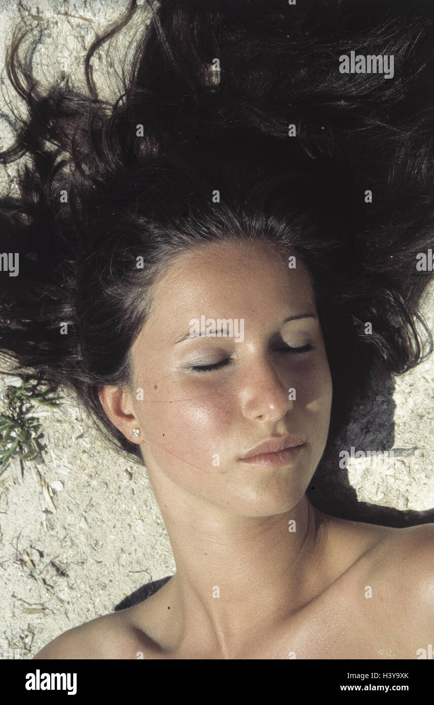 Woman, lie young, Sand, portrait, solar bath, outside, summer, summer ...