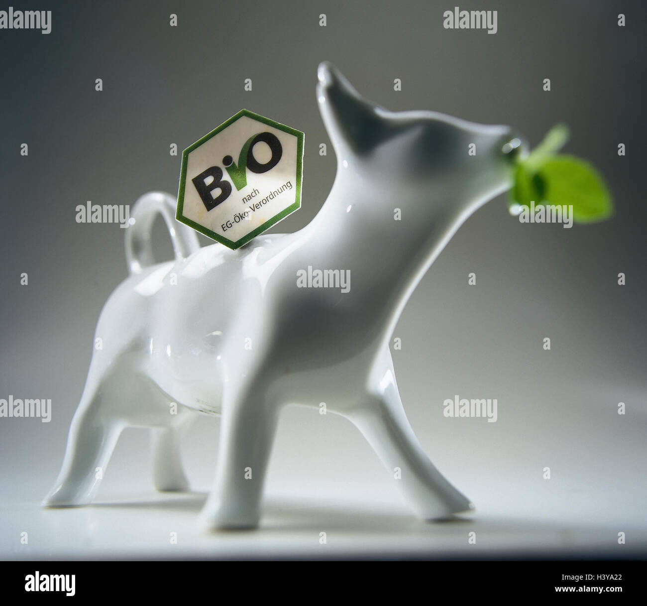 Bio logo hi-res stock photography and images - Alamy