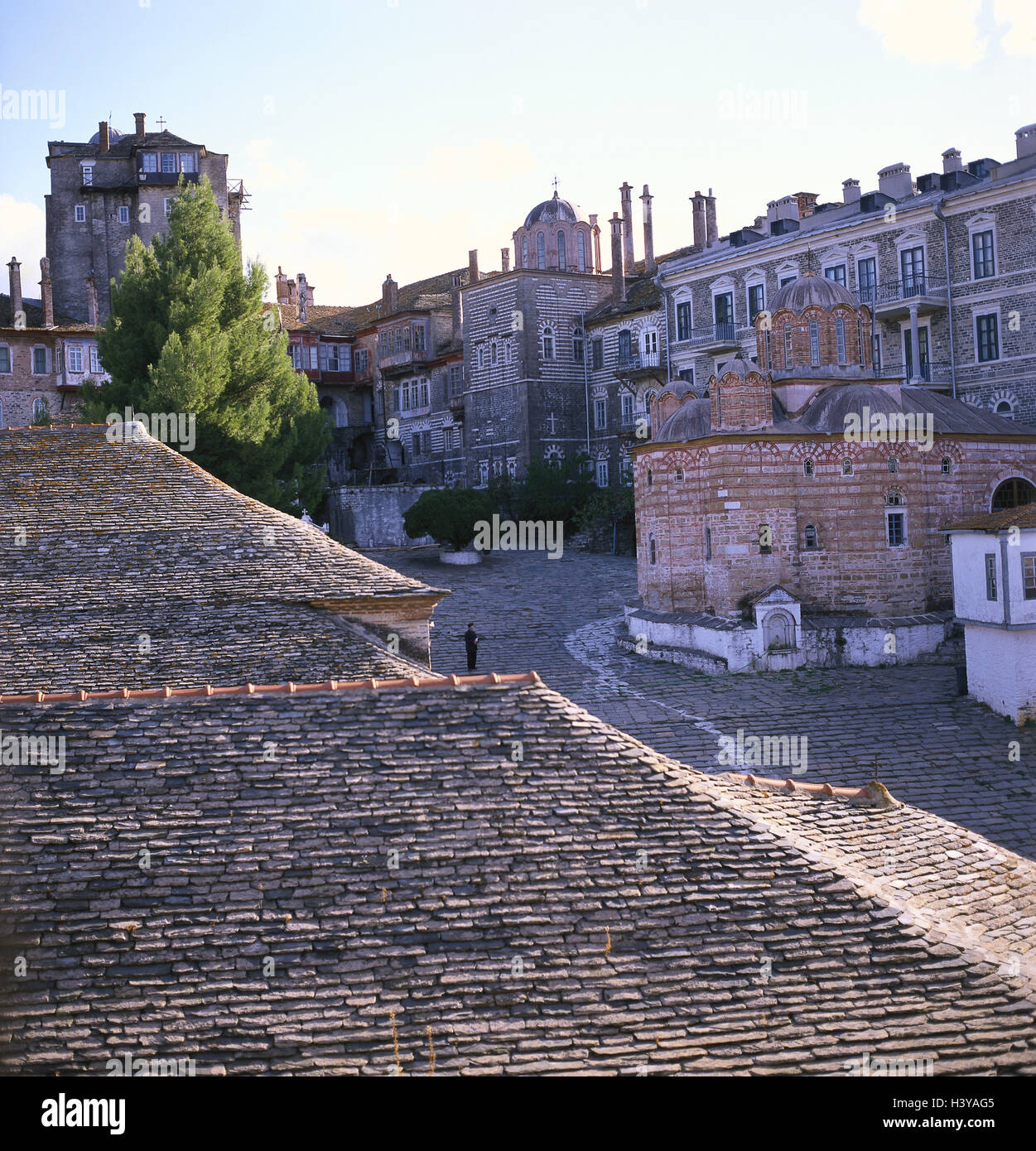 Cloister comlex hi-res stock photography and images - Alamy
