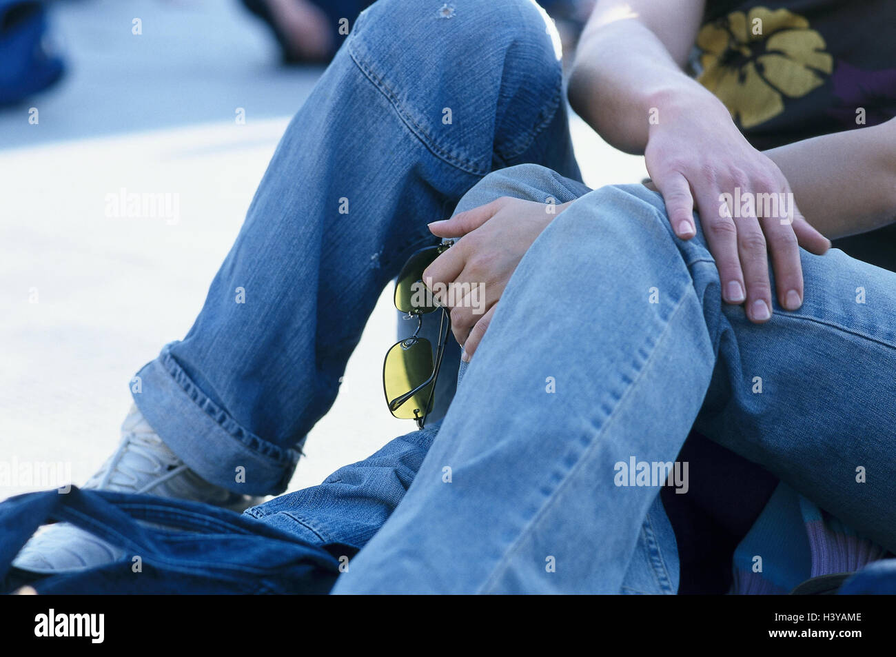 Couple, sit, detail, feet, touch, outside, touch, affectionately ...