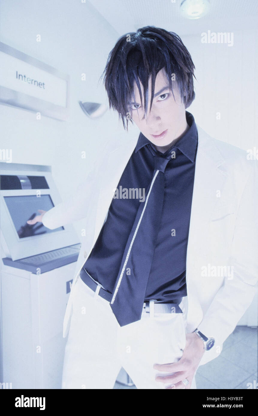 Internetscreen hi-res stock photography and images - Alamy