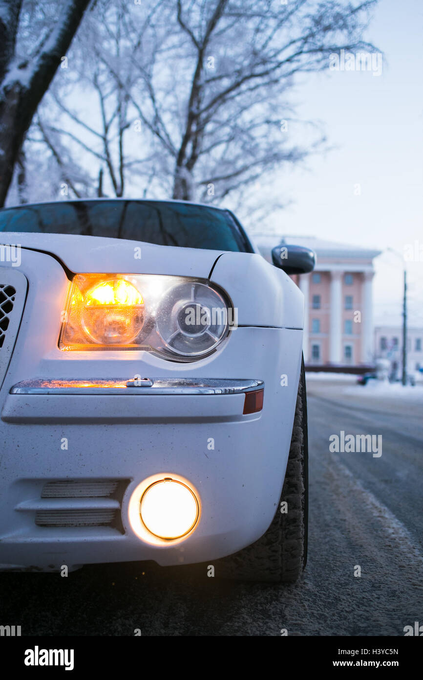 Car upside down hi-res stock photography and images - Alamy