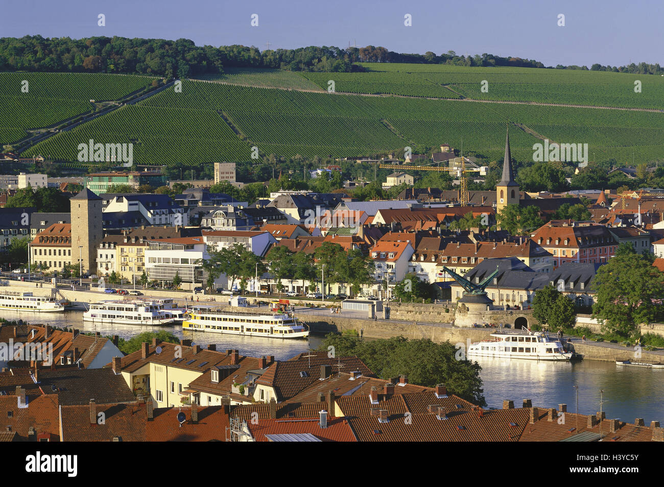 Germany, romantic street, Wurzburg, the Main, landing stage, excursion ...
