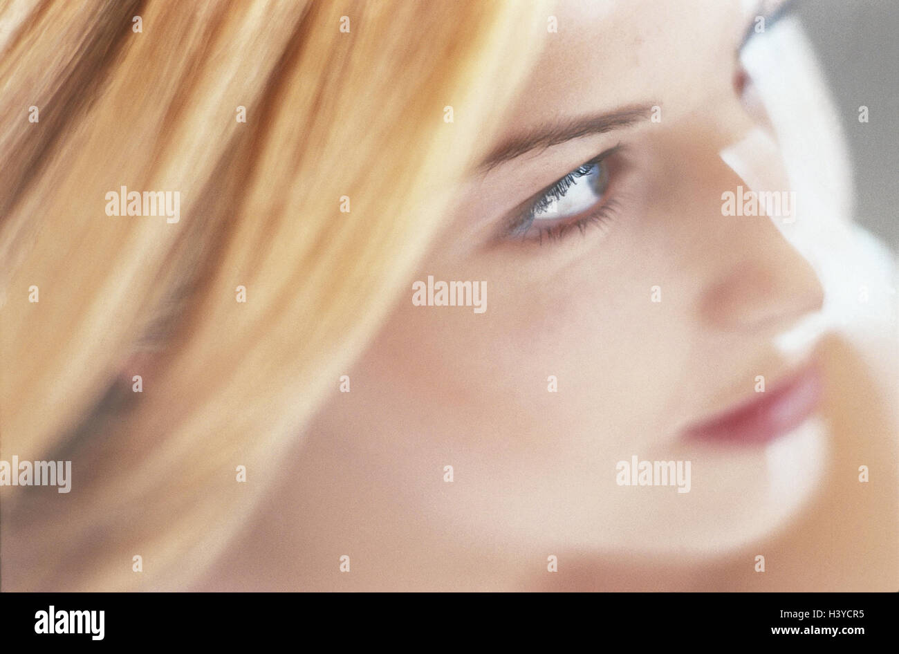 Woman, young, absently, portrait, detail, blur nicely, beauty, course ...