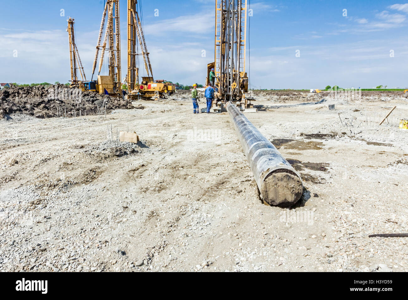 Pile driving machine with big auger, equipment for drilling into the ...