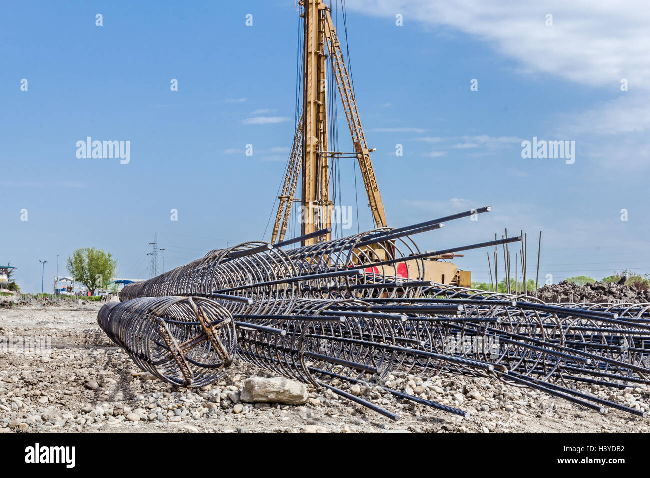 Basic profile made of bended and tied reinforcing rod in a round shape ...