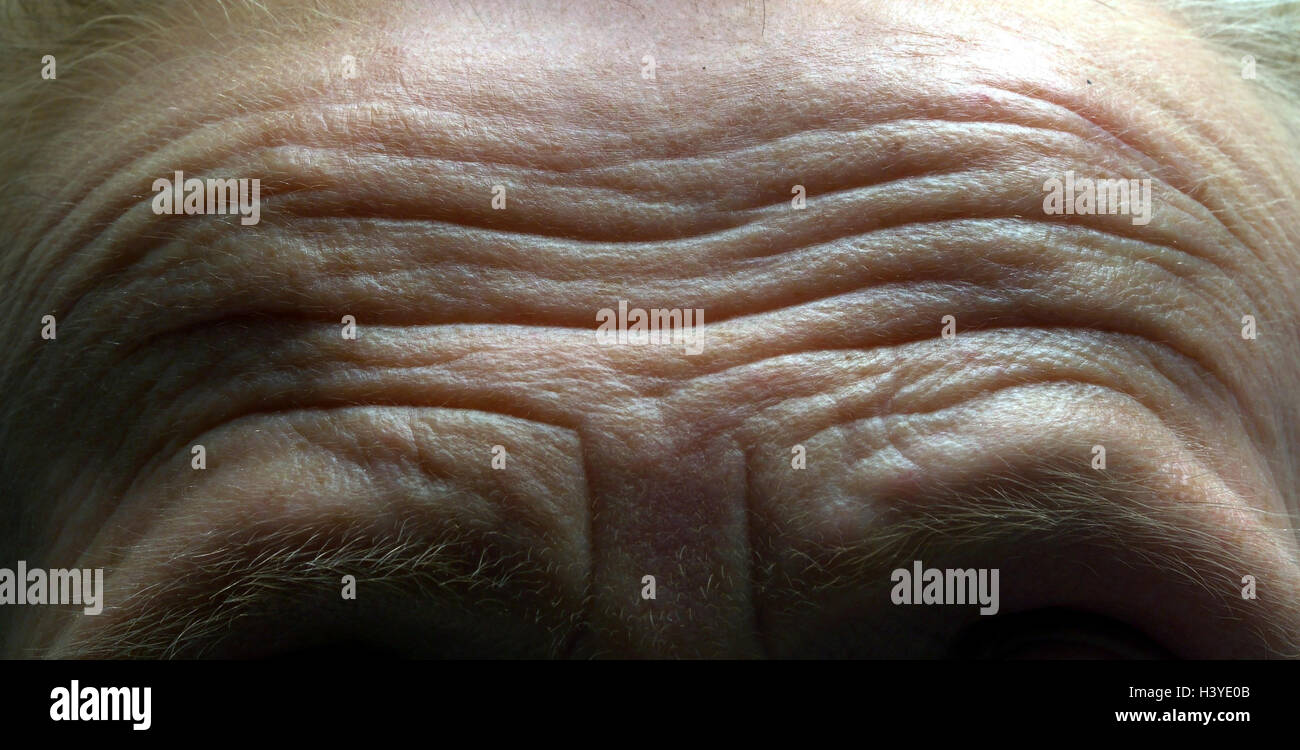 Forehead folds hi-res stock photography and images - Alamy