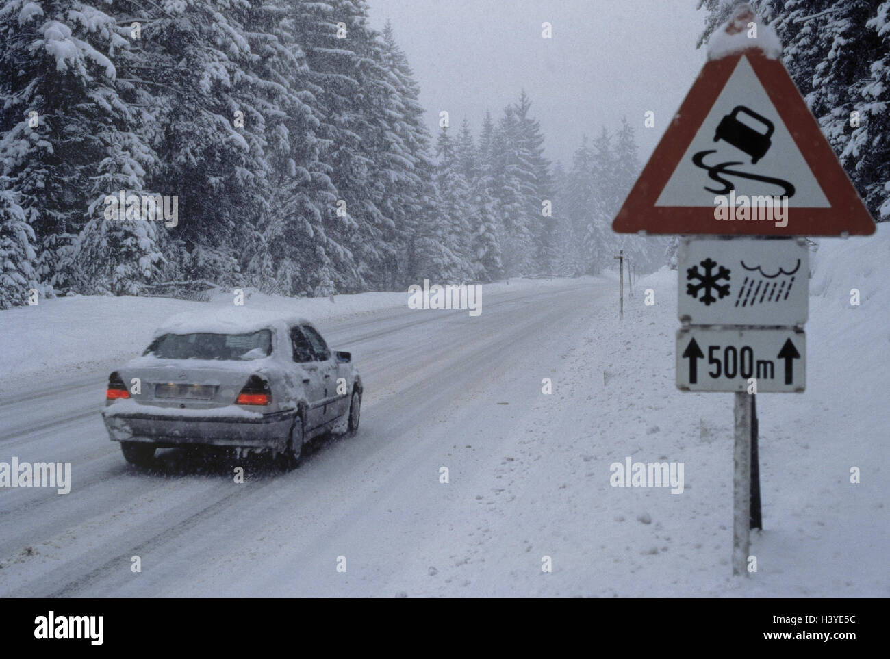 Mark make unrecognizable austria hi-res stock photography and images ...