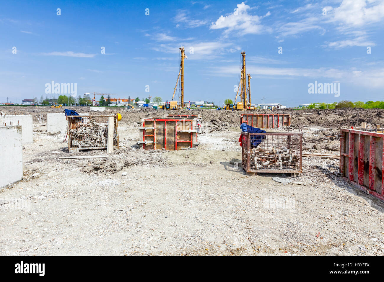 Demountable structure building hi-res stock photography and images - Alamy