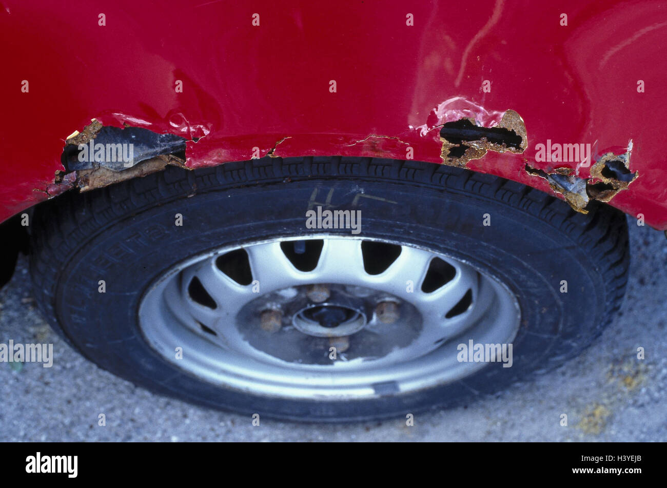 Car, detail, fender, side view, rusted through, passenger car, red ...