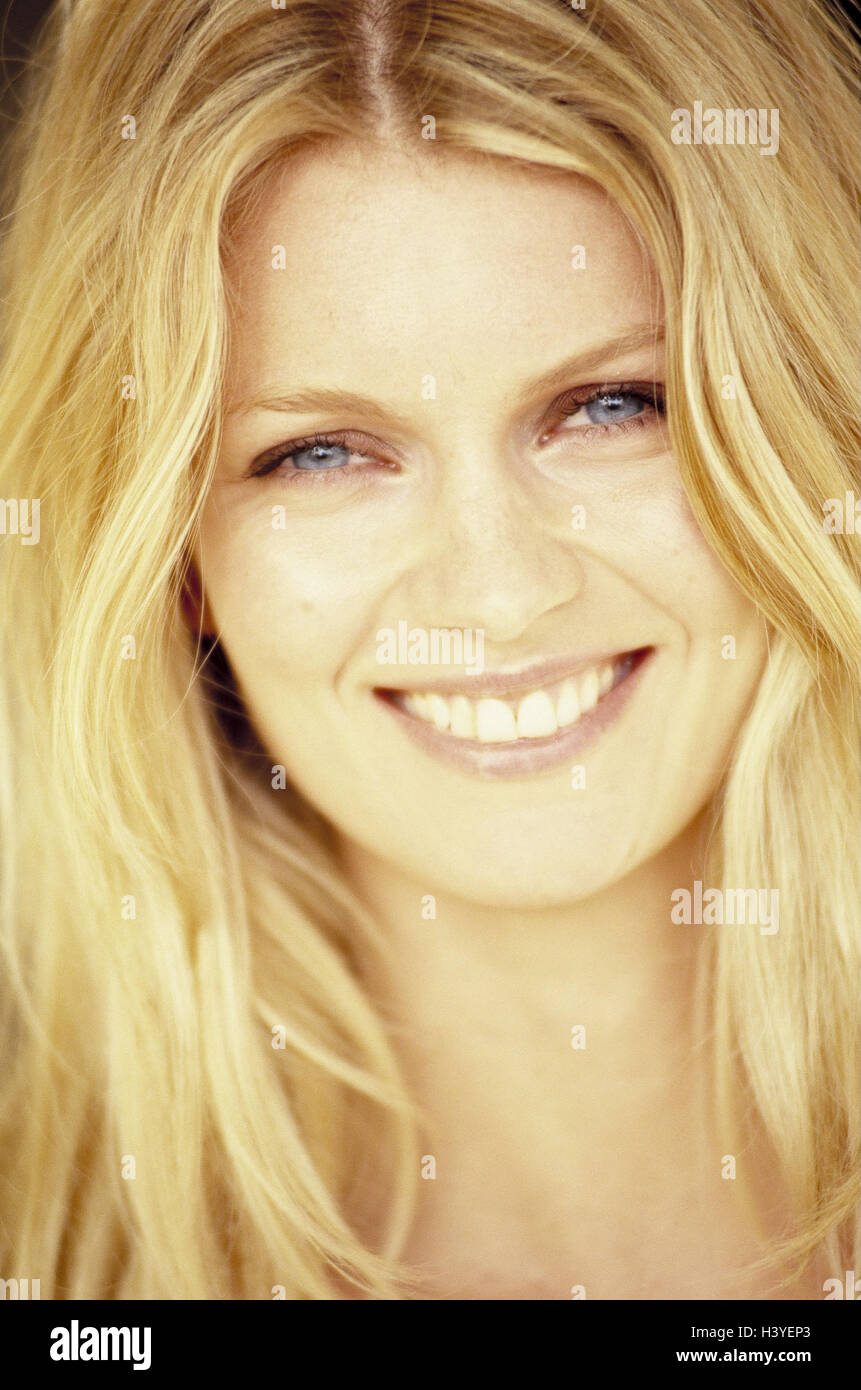 Woman, smile young, blond, portrait, model released, long-haired, happy ...