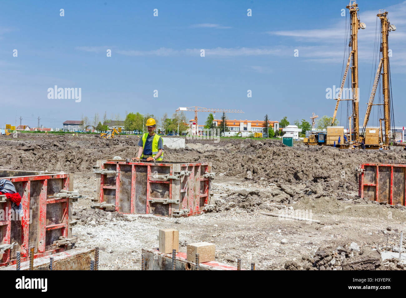 Demountable structure building hi-res stock photography and images - Alamy