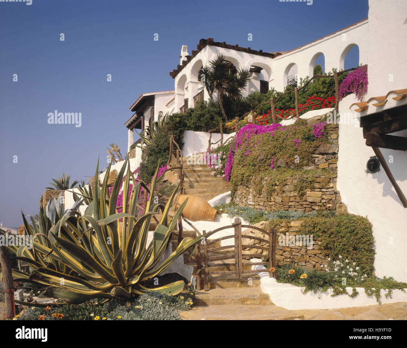 Flower decorated hi-res stock photography and images - Alamy