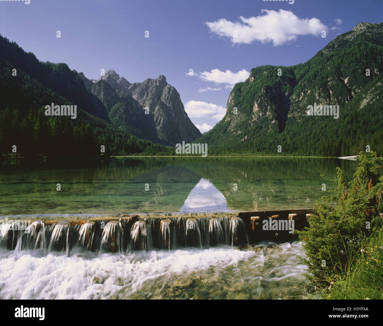 Toblacher Lake High Resolution Stock Photography and Images - Alamy