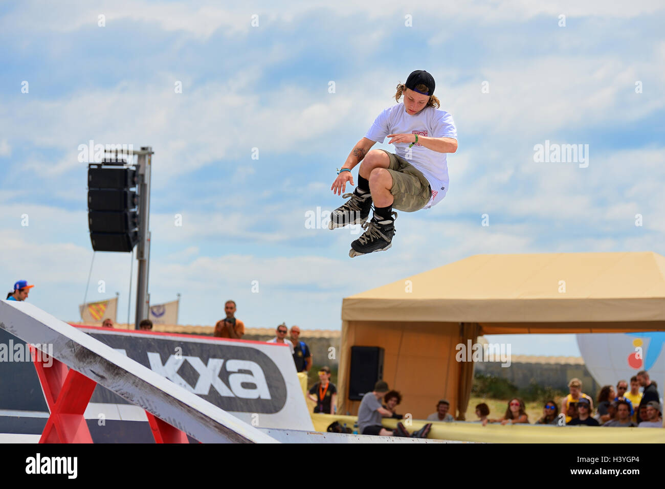 Roller skater competition hi-res stock photography and images - Alamy
