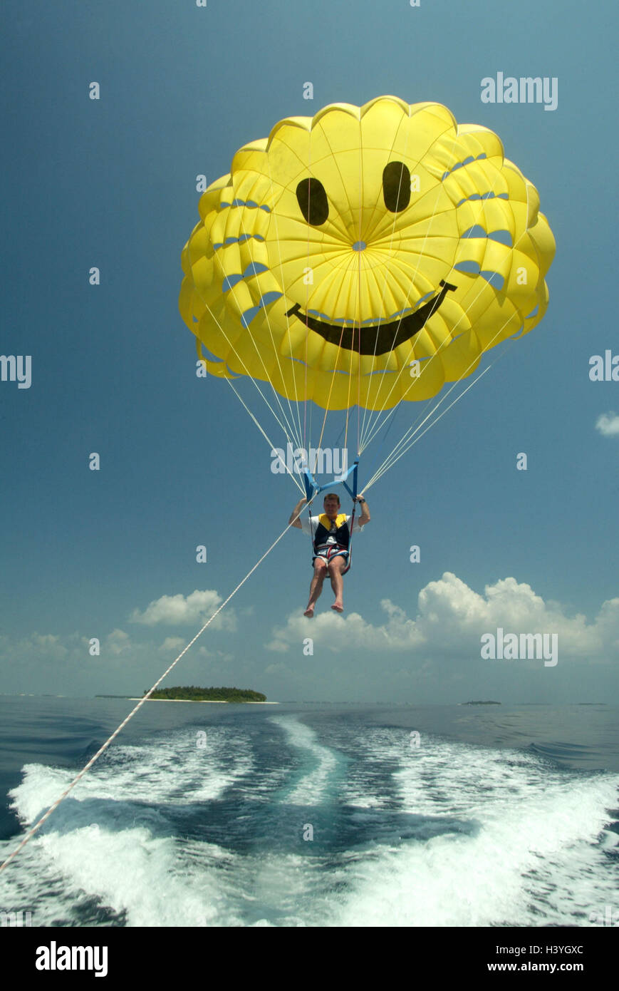 The Maldives, Parasailing Indian ocean, island state, island, leisure ...