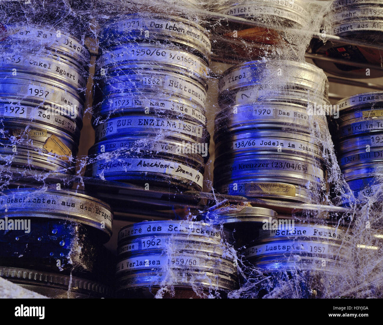 Film rolling, old, gets dusty, films, film library, storage, logistics ...