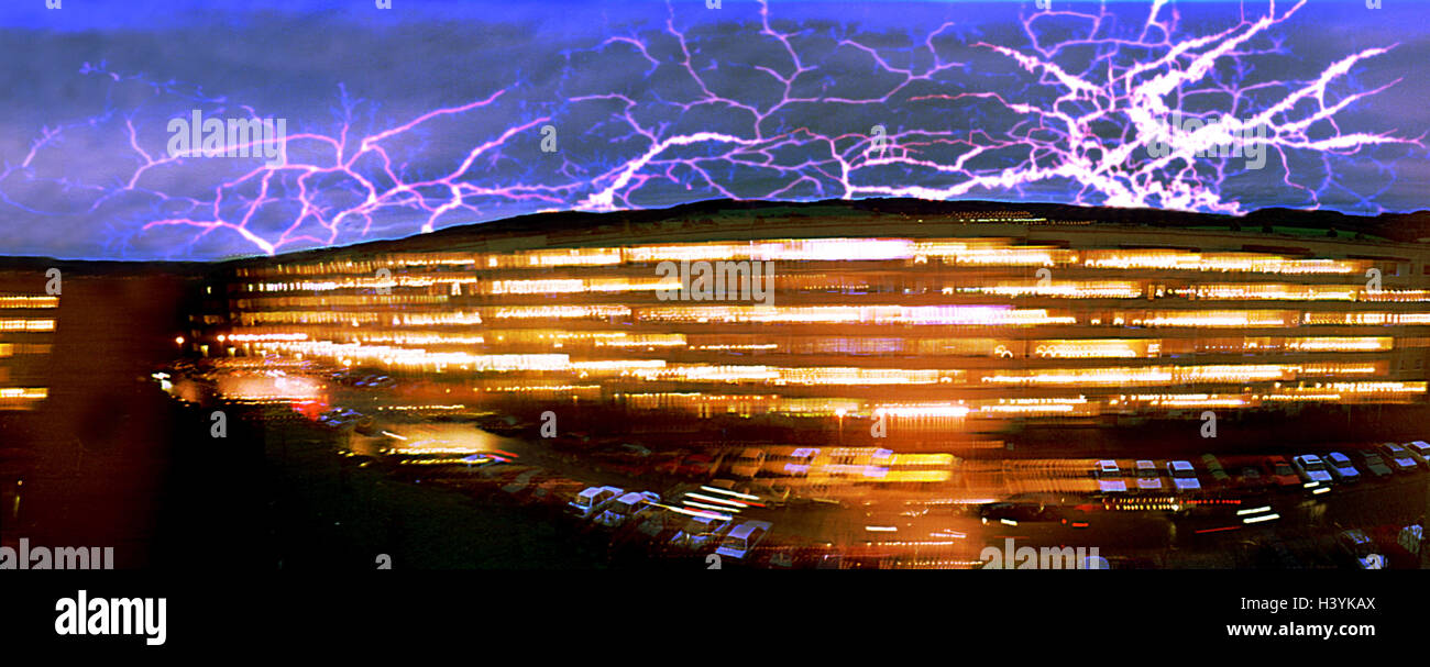 Complex buildings, illuminateds, night heaven, flashes, blur, hotel ...