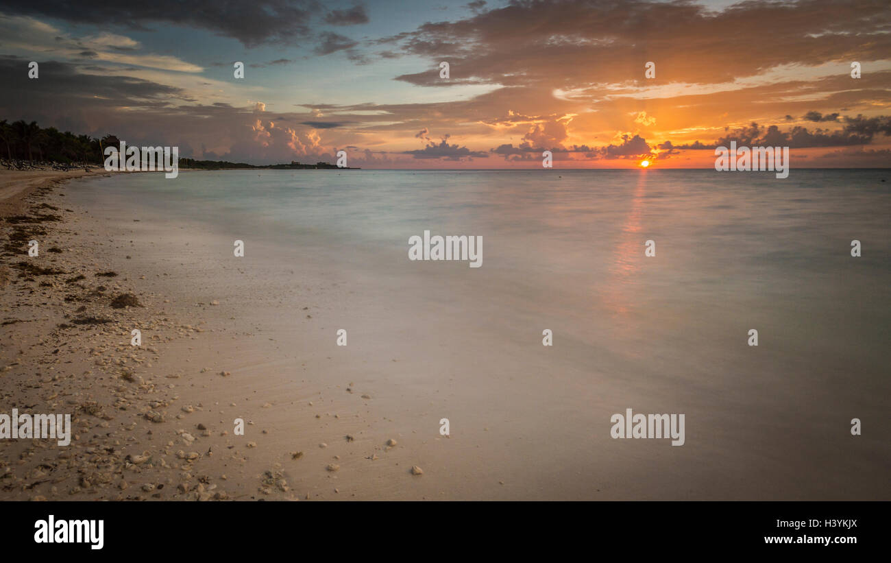 Mexico, Yucatan, Riviera Maya, Cancun, Seascape at sunset Stock Photo ...