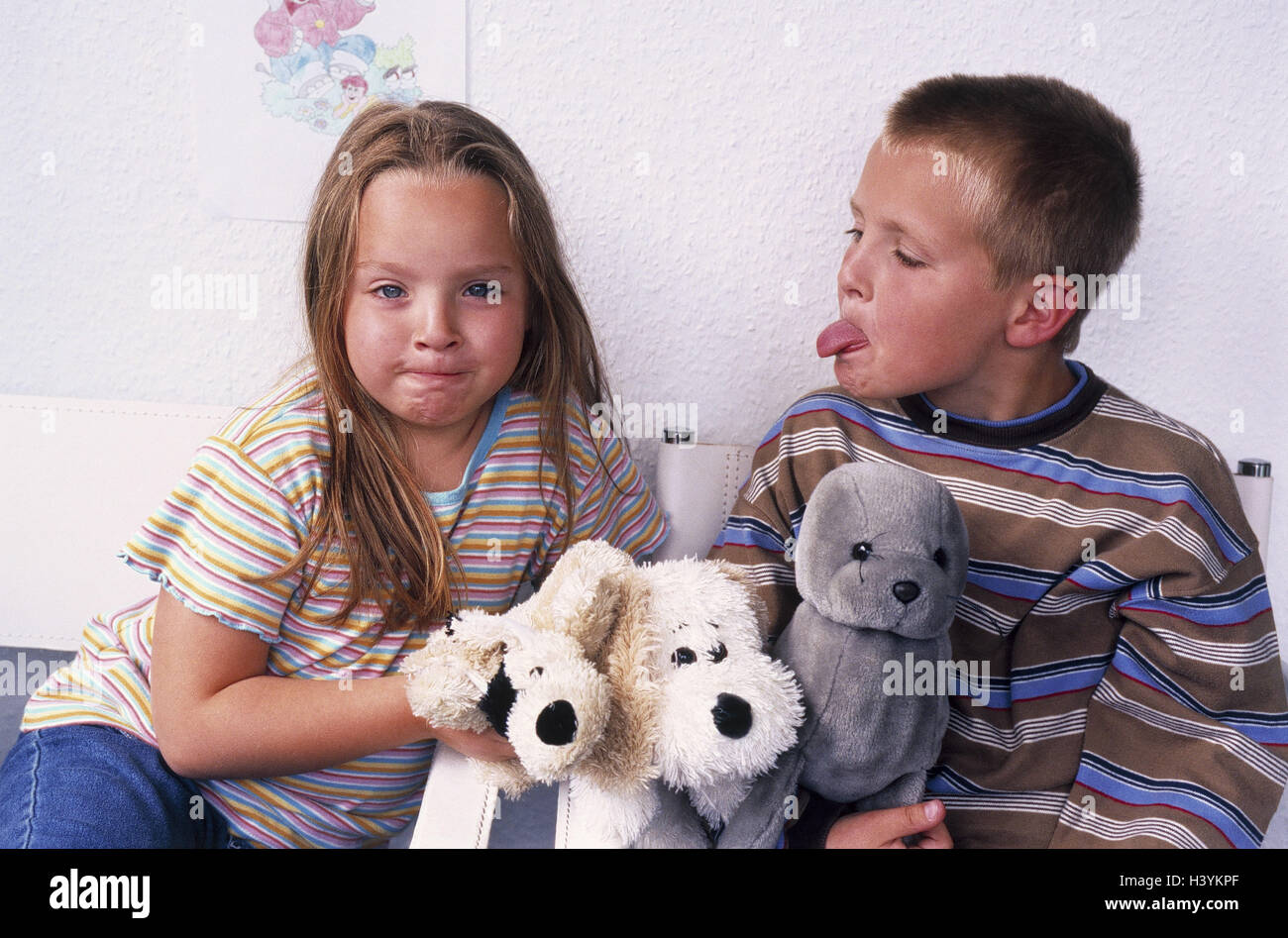 Waiting rooms, children, soft toys, fight chairs, boy, girl, soft toys ...