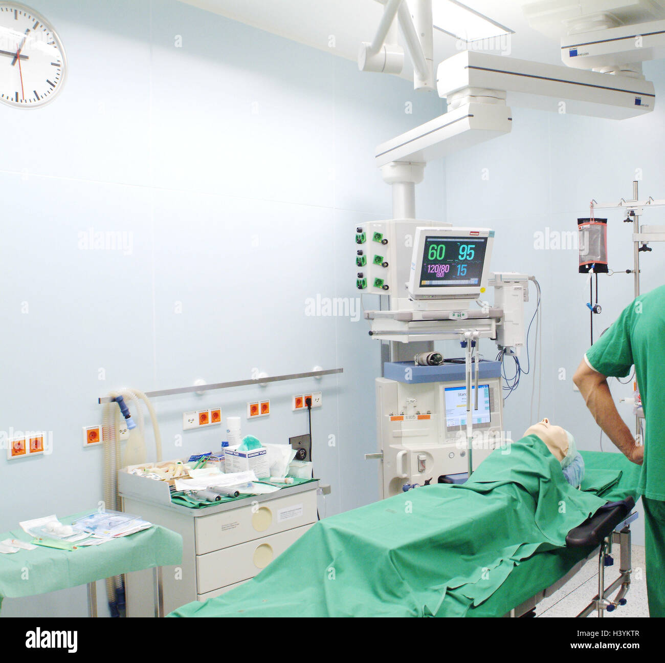 Hospital, operating theatre, dummy, doctor, detail, operation ...