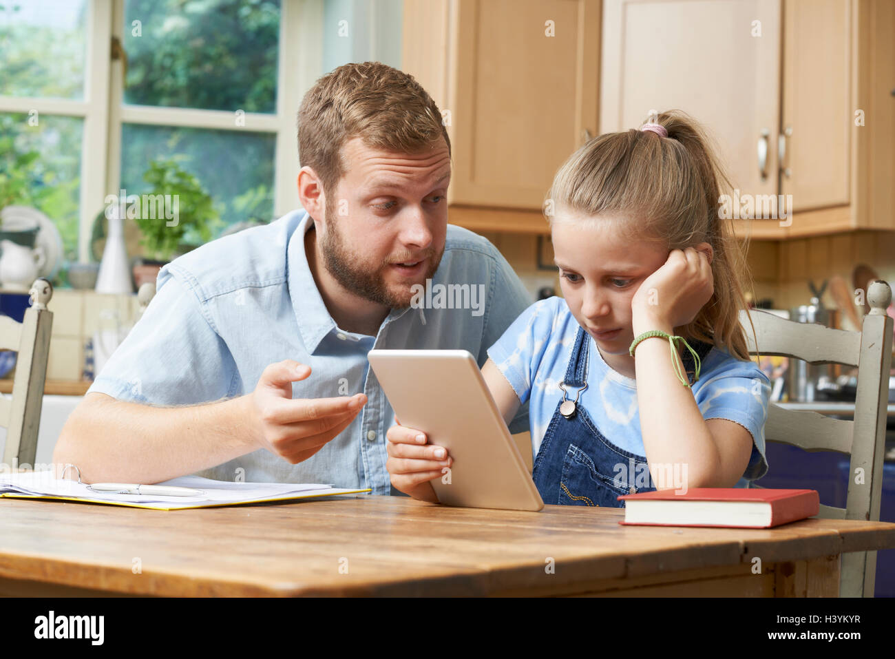 Struggling student hi-res stock photography and images - Alamy