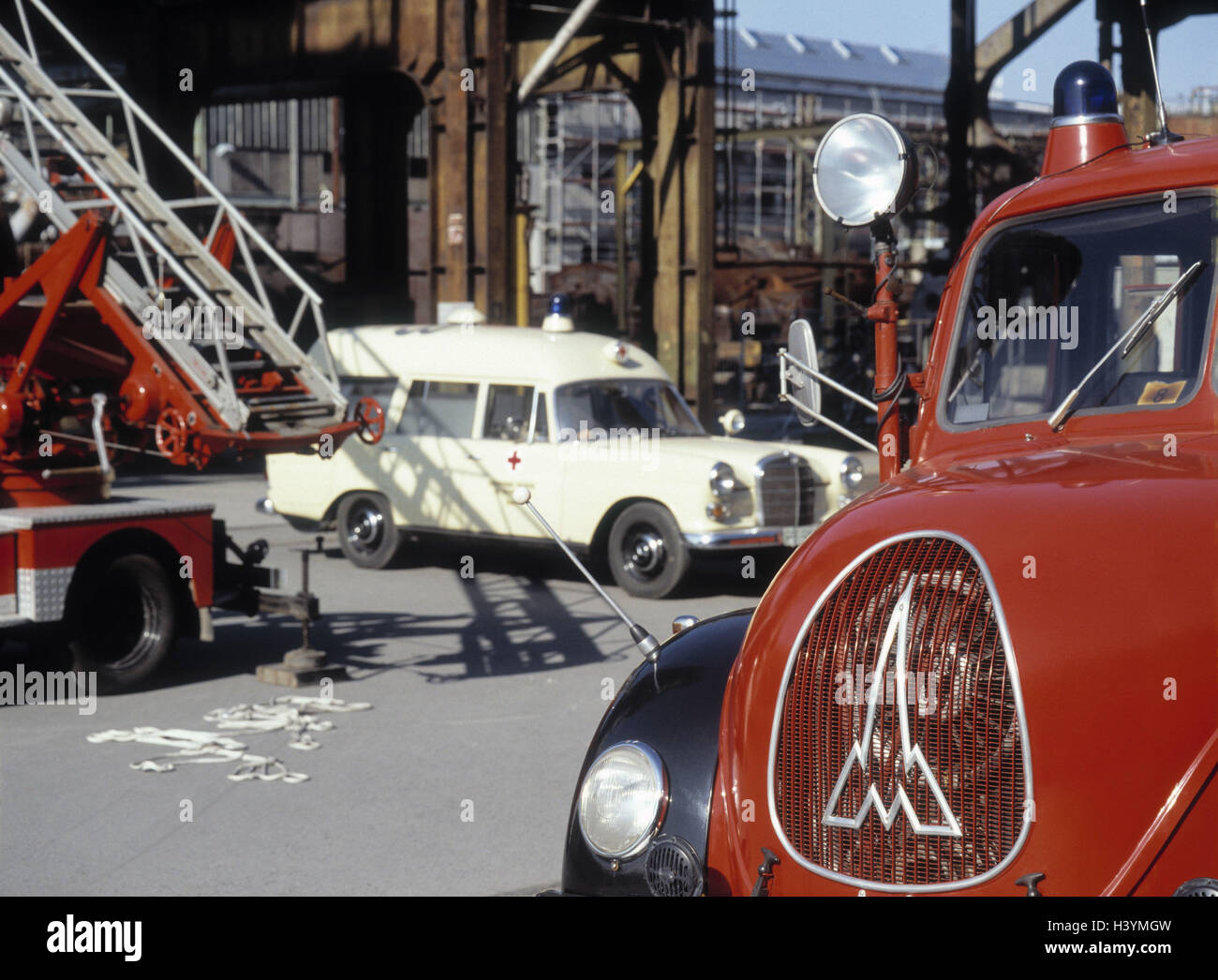 Industrial plant, fire engines, old-timers, factory, factory site ...