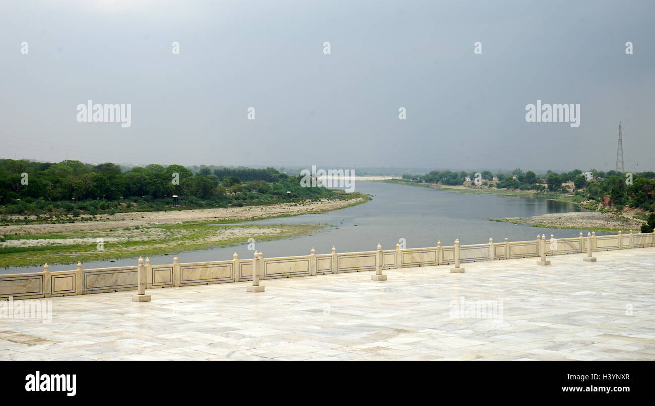 Tributary of the yamuna river hi-res stock photography and images - Alamy