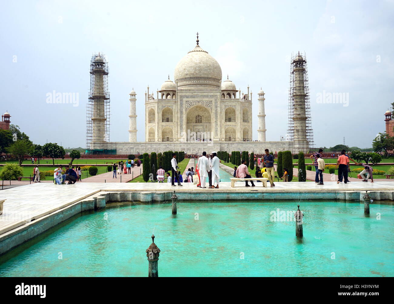 View of a mosque within the grounds of the Taj Mahal, an ivory-white ...