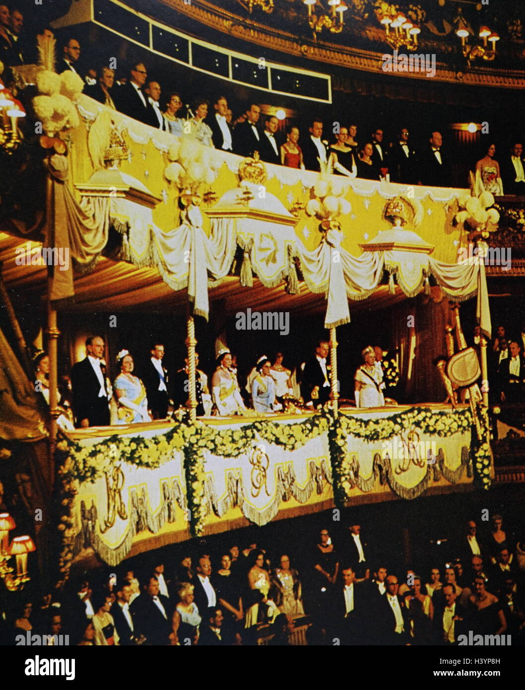 King birendra family High Resolution Stock Photography and Images - Alamy