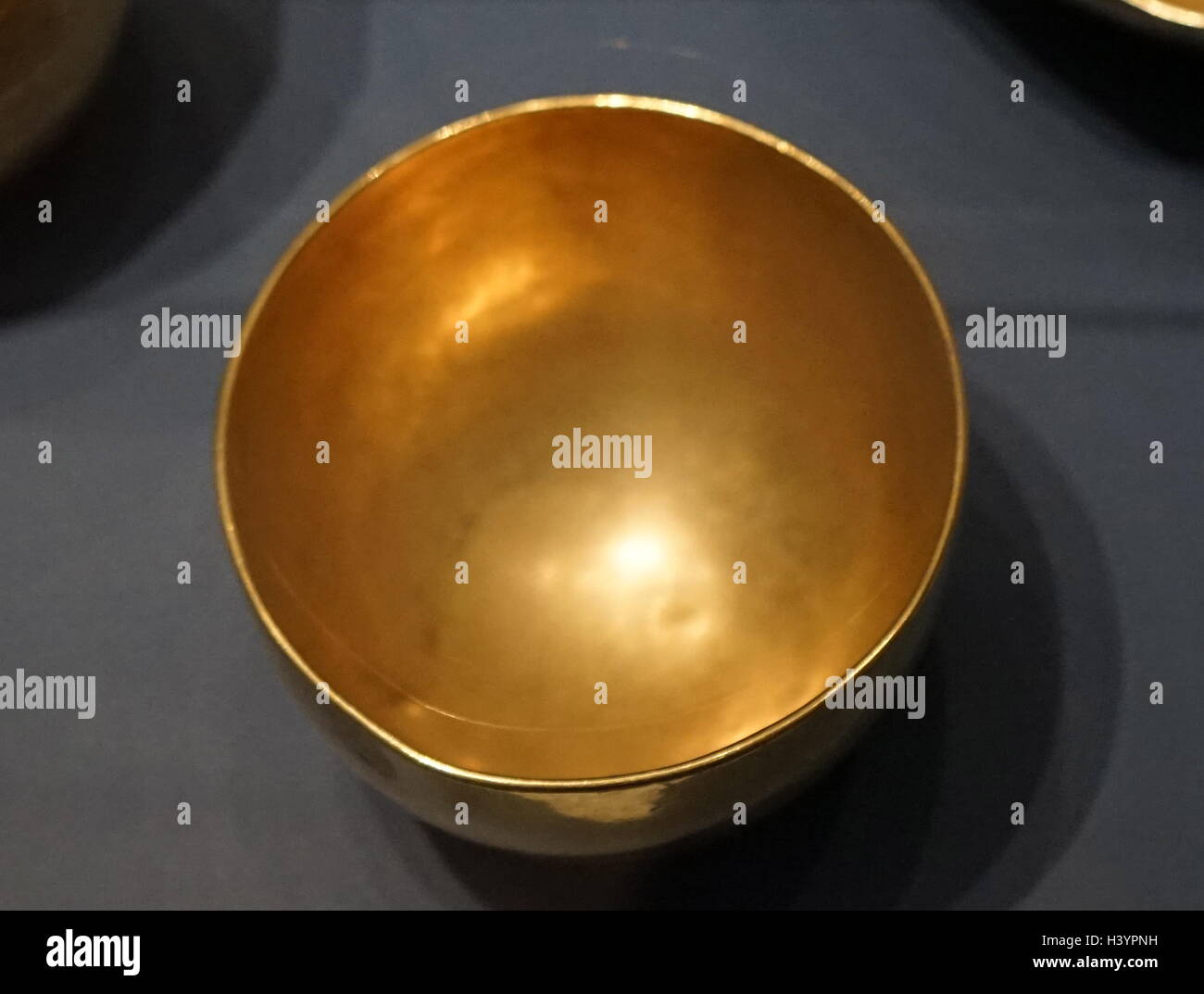 Oxus treasure gold achaemenid persian hi-res stock photography and ...