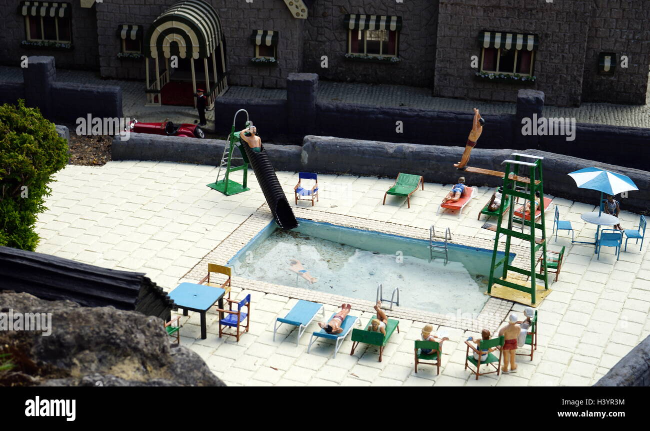 1930s swimming pool hi-res stock photography and images - Alamy