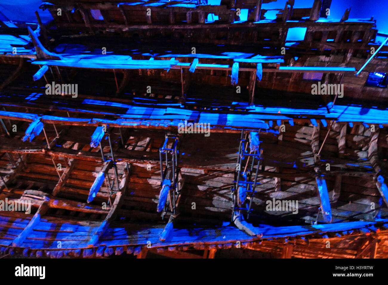 English tudor hi-res stock photography and images - Alamy