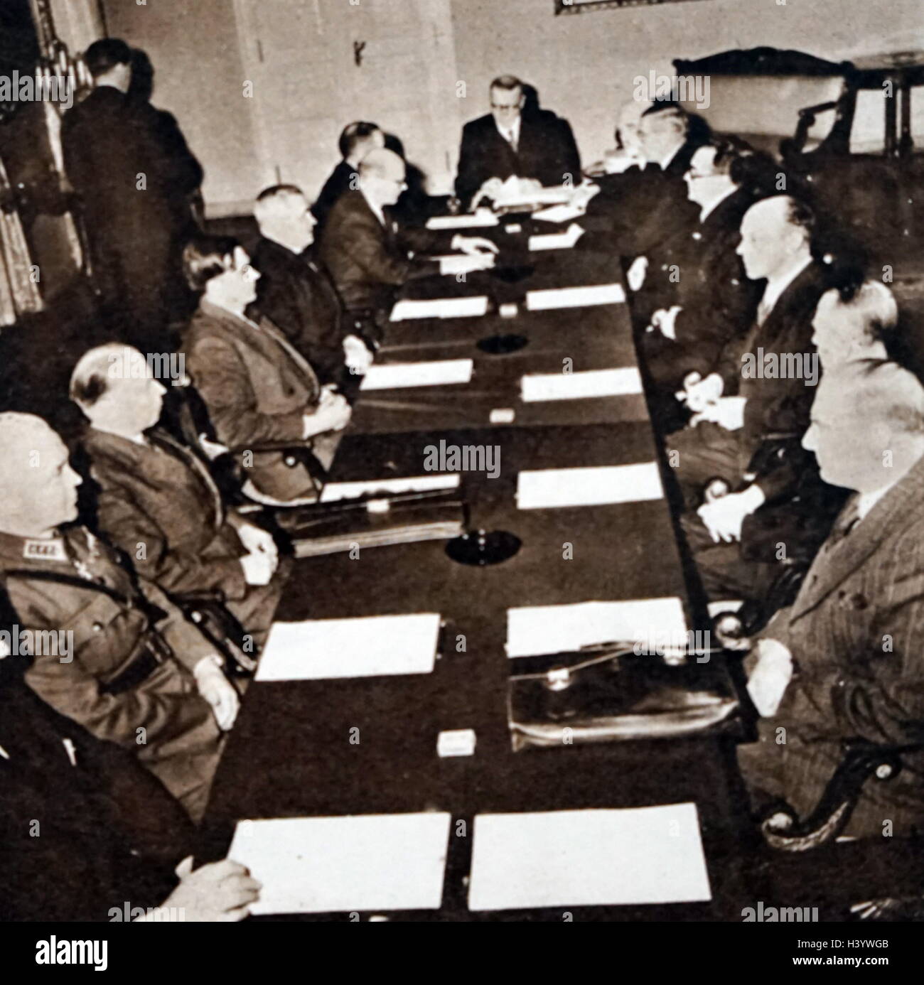 Finno soviet treaty hi-res stock photography and images - Alamy