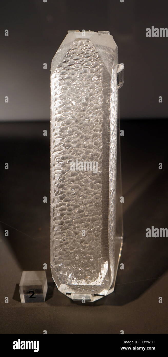 Synthetic quartz crystal grown hydrothermal hi-res stock photography ...