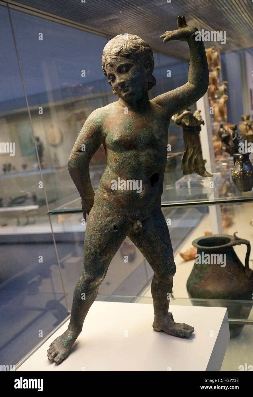 Ancient roman statuette hi-res stock photography and images - Alamy