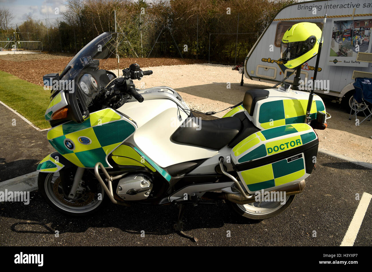 Paramedic motorbike hi-res stock photography and images - Alamy