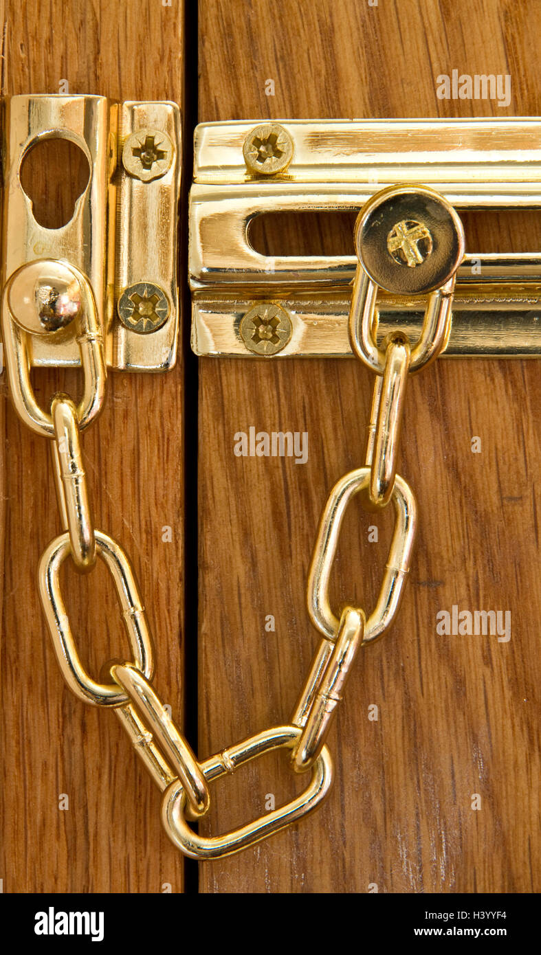 Safety chain in the door hi-res stock photography and images - Alamy