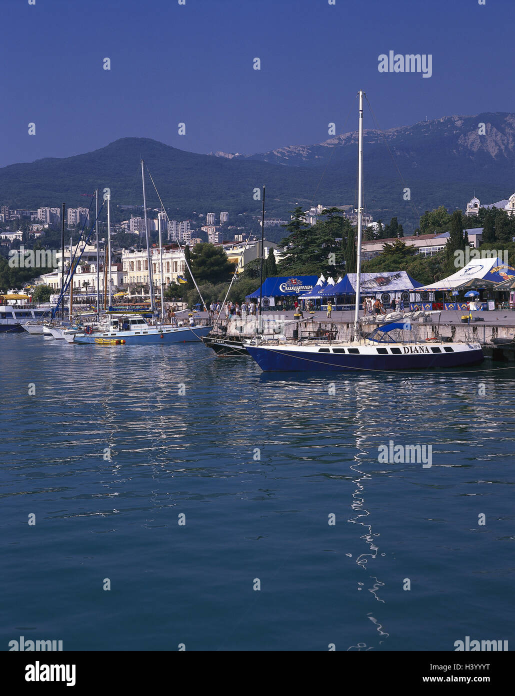 The Ukraine, peninsula the Crimea, Yalta, town view, landing stage ...