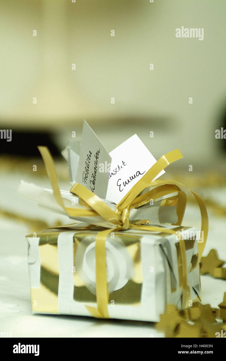 Christmas present, gift trailer, Christmas, Christmas Eve, distribution ...