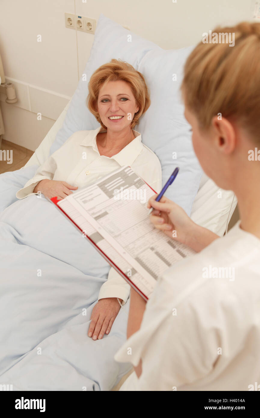 Sick patient leaves hi-res stock photography and images - Alamy