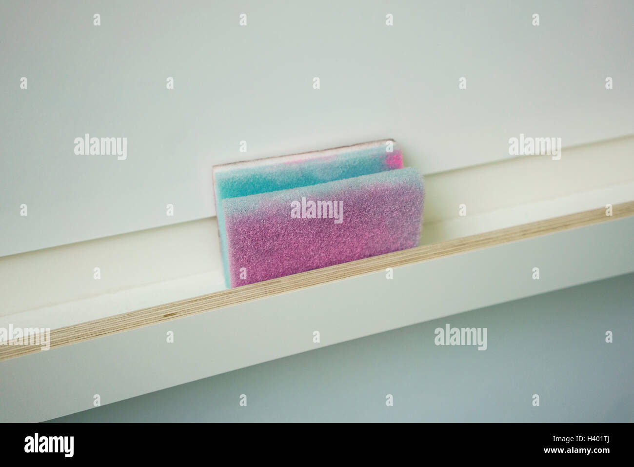 Cleaning whiteboard hi-res stock photography and images - Alamy