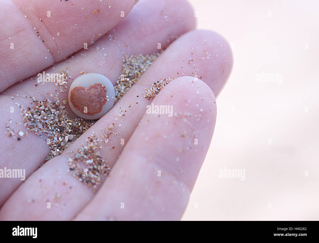 Hand shape heart hi-res stock photography and images - Alamy